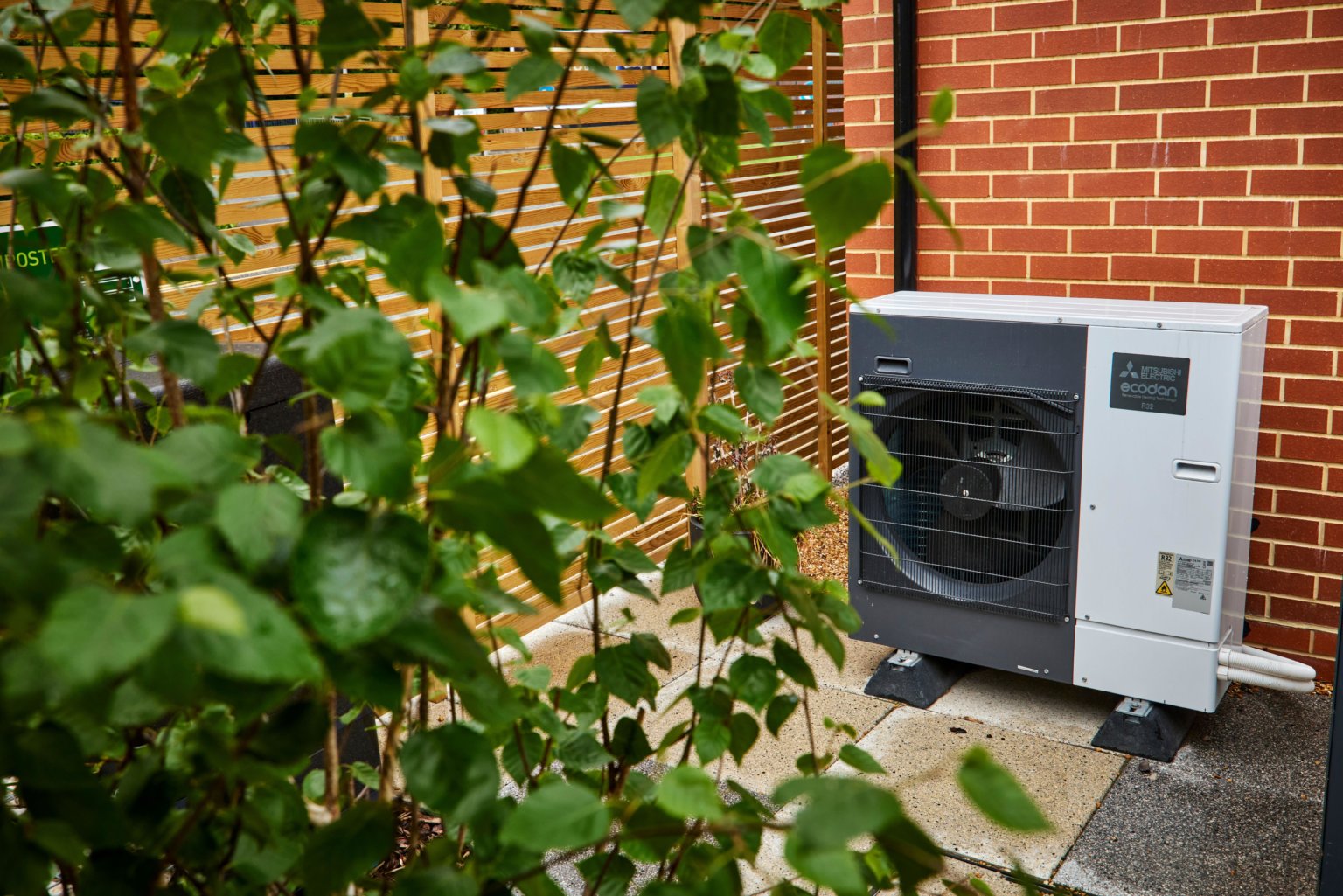 Renewable Heating Systems: Heat Pumps - Ecology Building Society
